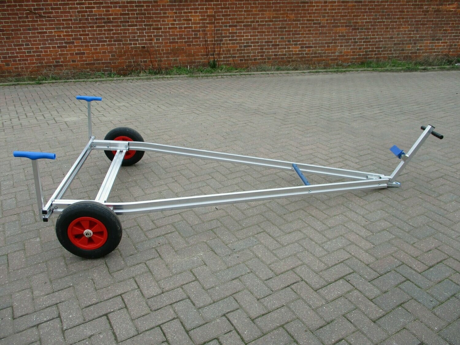 220 Aluminium BYTE Launch Trolley – Mersea Trailers