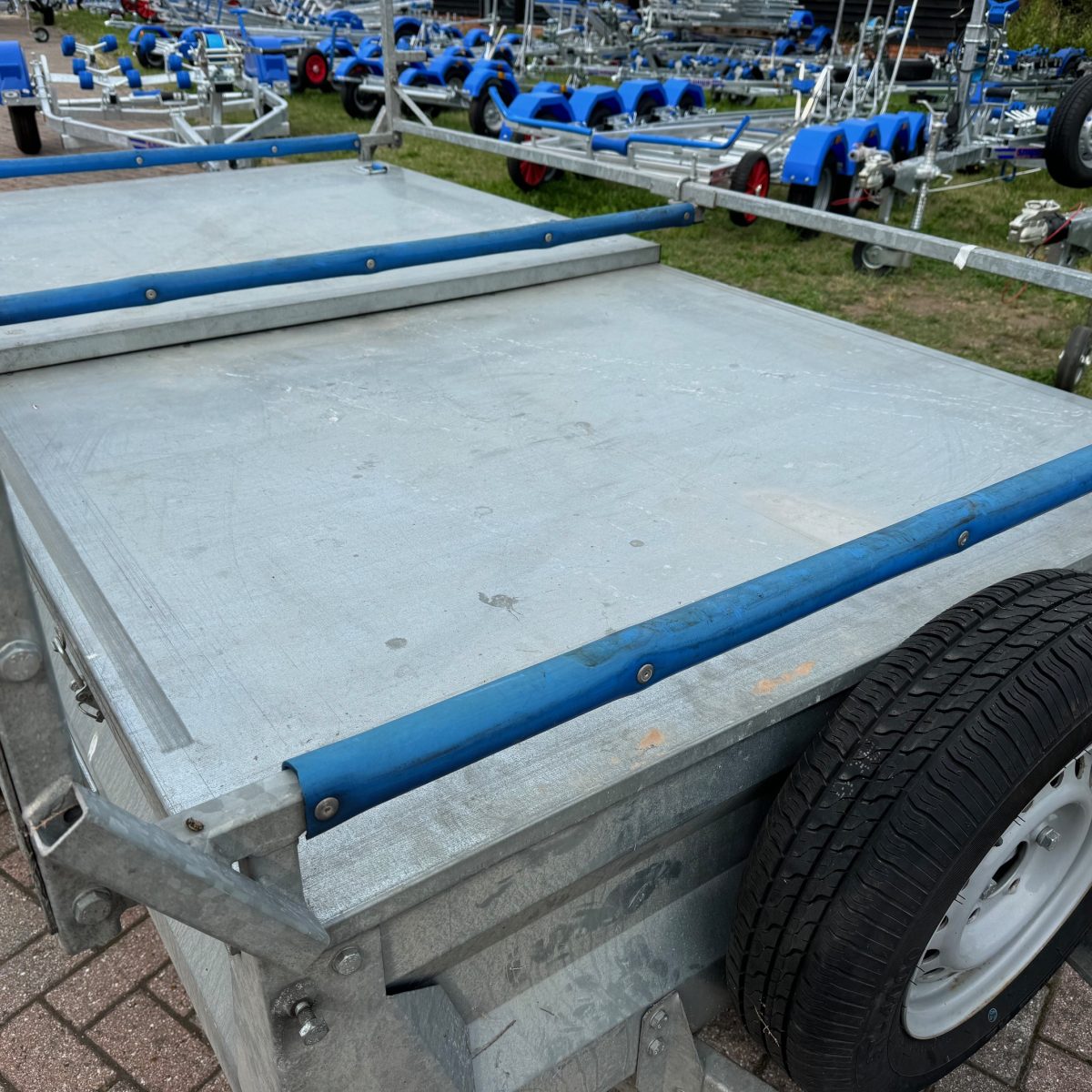 Steel Cover Box Trailer 8×4 with rollers – Mersea Trailers