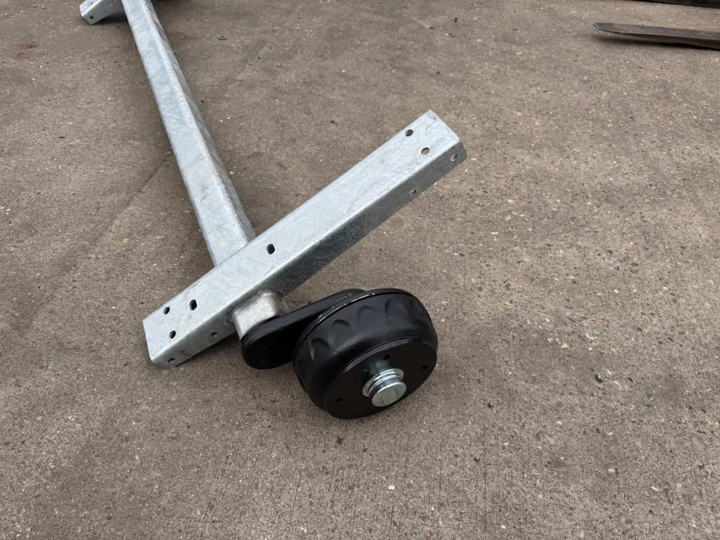 axle -1500kg Bramber drawings and dimensions Waterproof Bearings ...