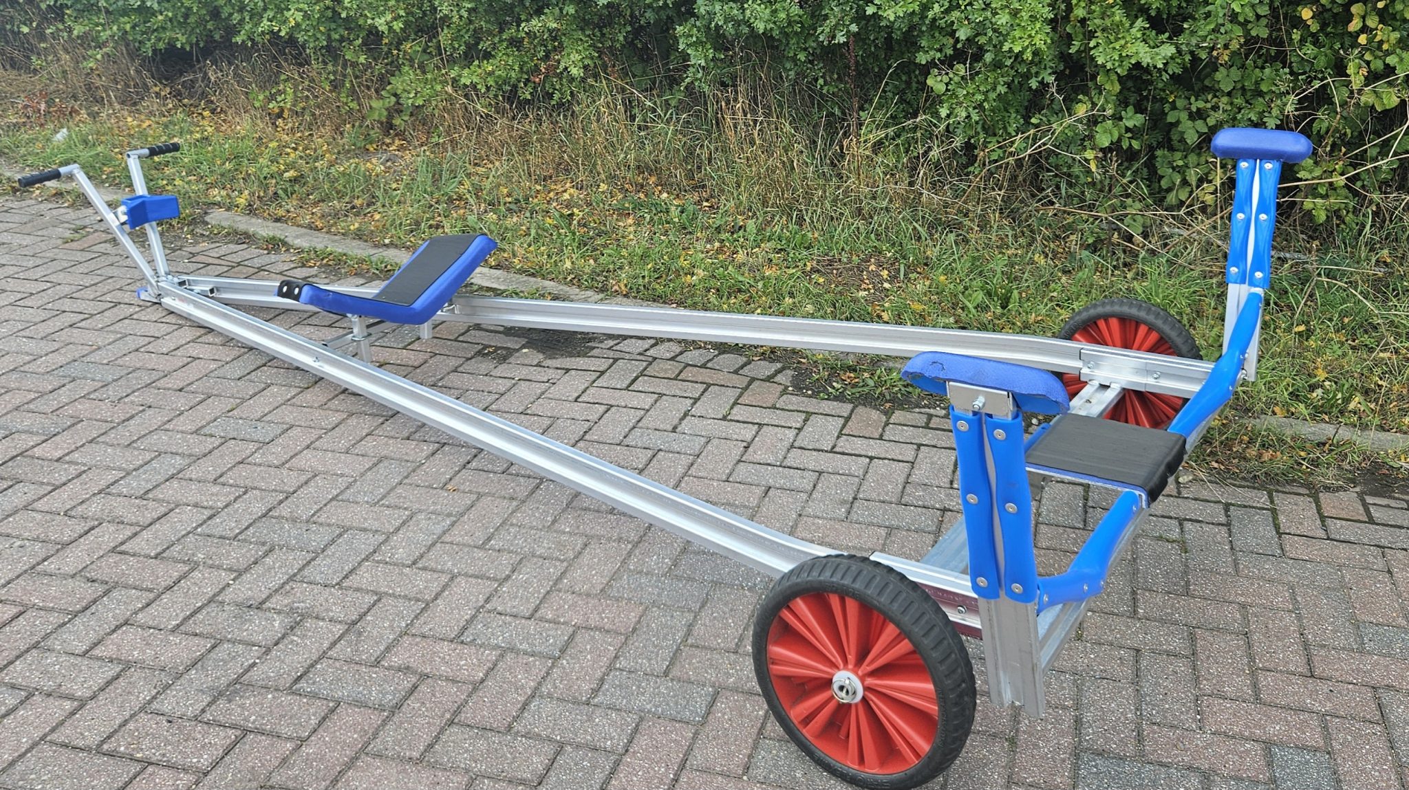 470 trolley Aluminum. FITTED WITH 3D PADS – Mersea Trailers