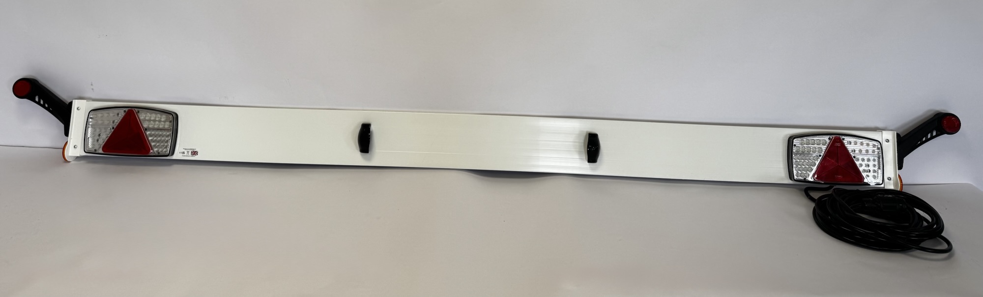 Heavy duty Lighting board 2.29m wide with 10m cable. Two Fog Lights Two ...