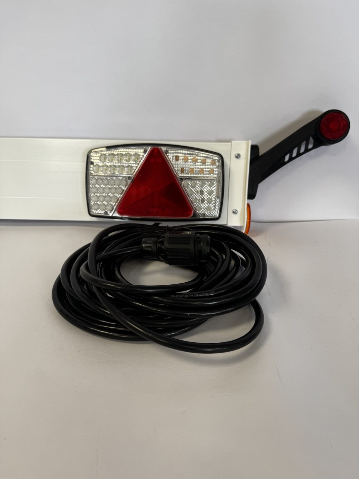Heavy duty Lighting board 2.29m wide with 10m cable. Two Fog Lights Two ...