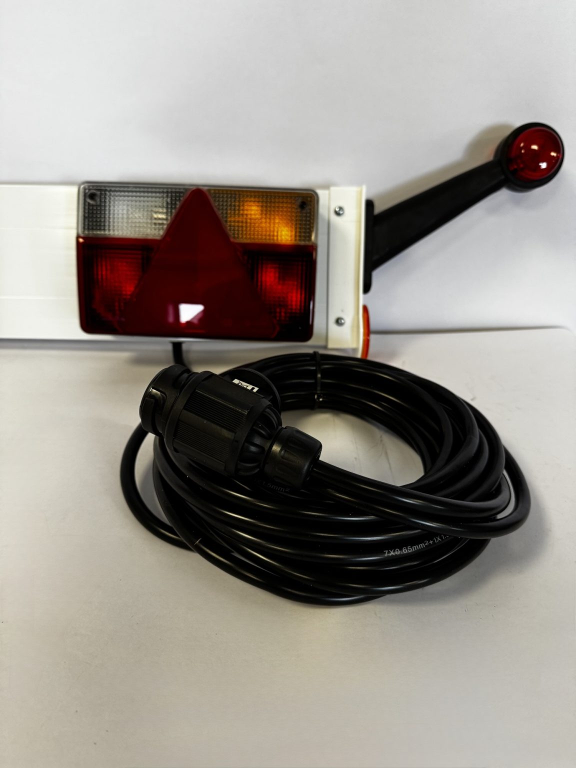 Heavy duty Lighting board 2.29m wide with 10m cable. Two Fog Lights Two ...