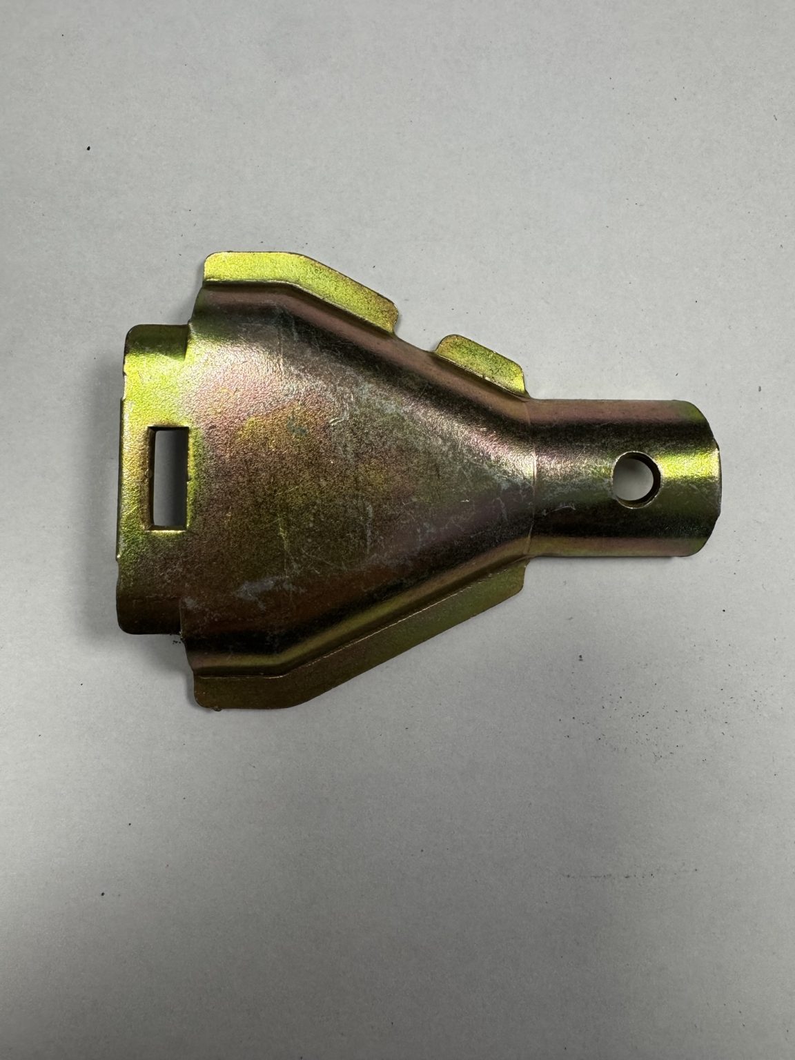 ALKO BRAKED AXLE FISH PLATE(371387) – Mersea Trailers