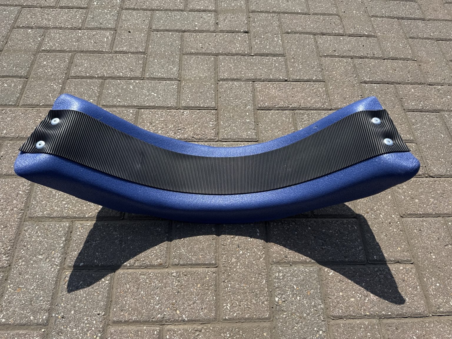 RS400 Cradle front foamed and Rubbered – Mersea Trailers