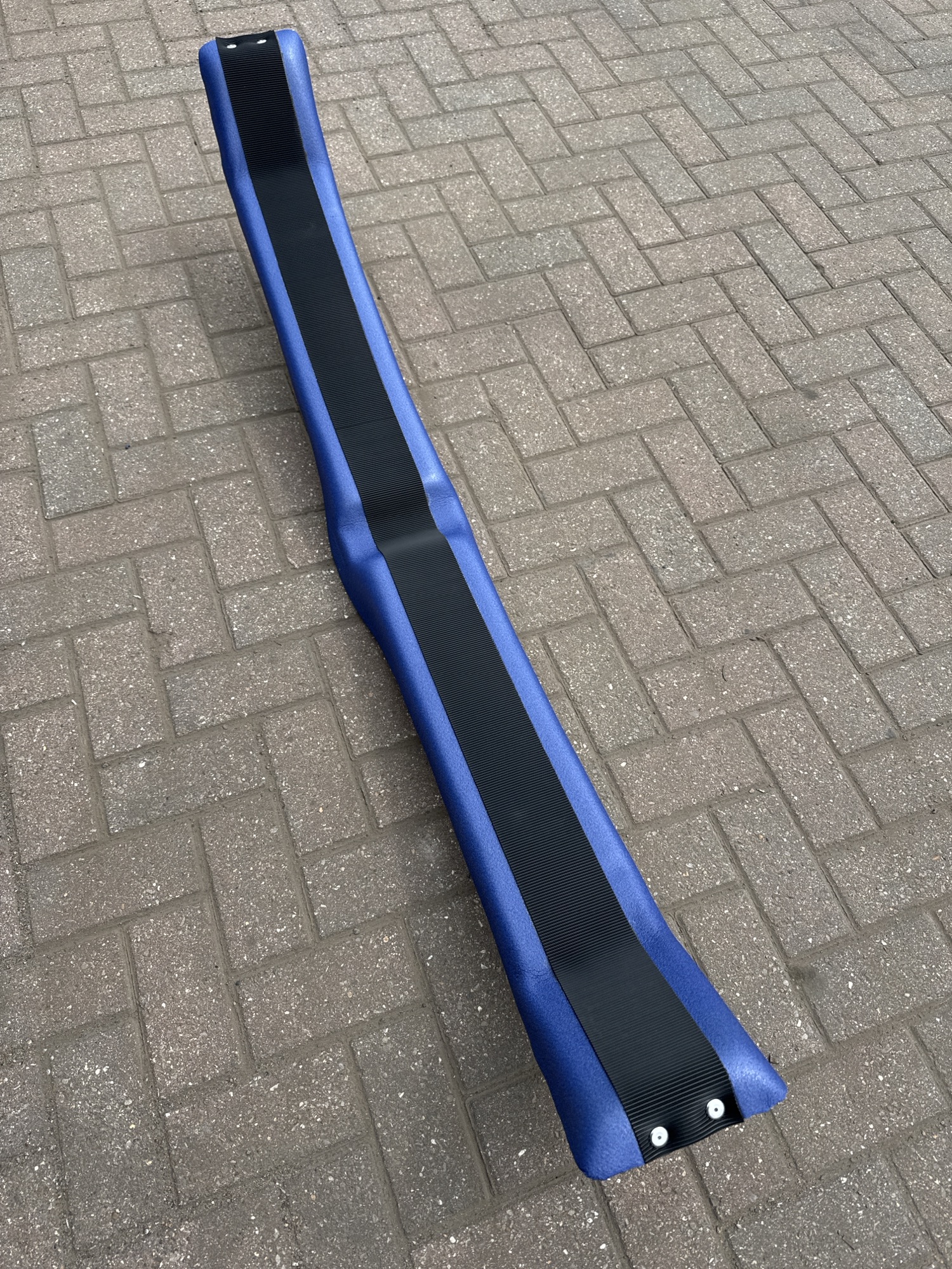 Laser 2000 Cradle rear foamed and Rubbered – Mersea Trailers