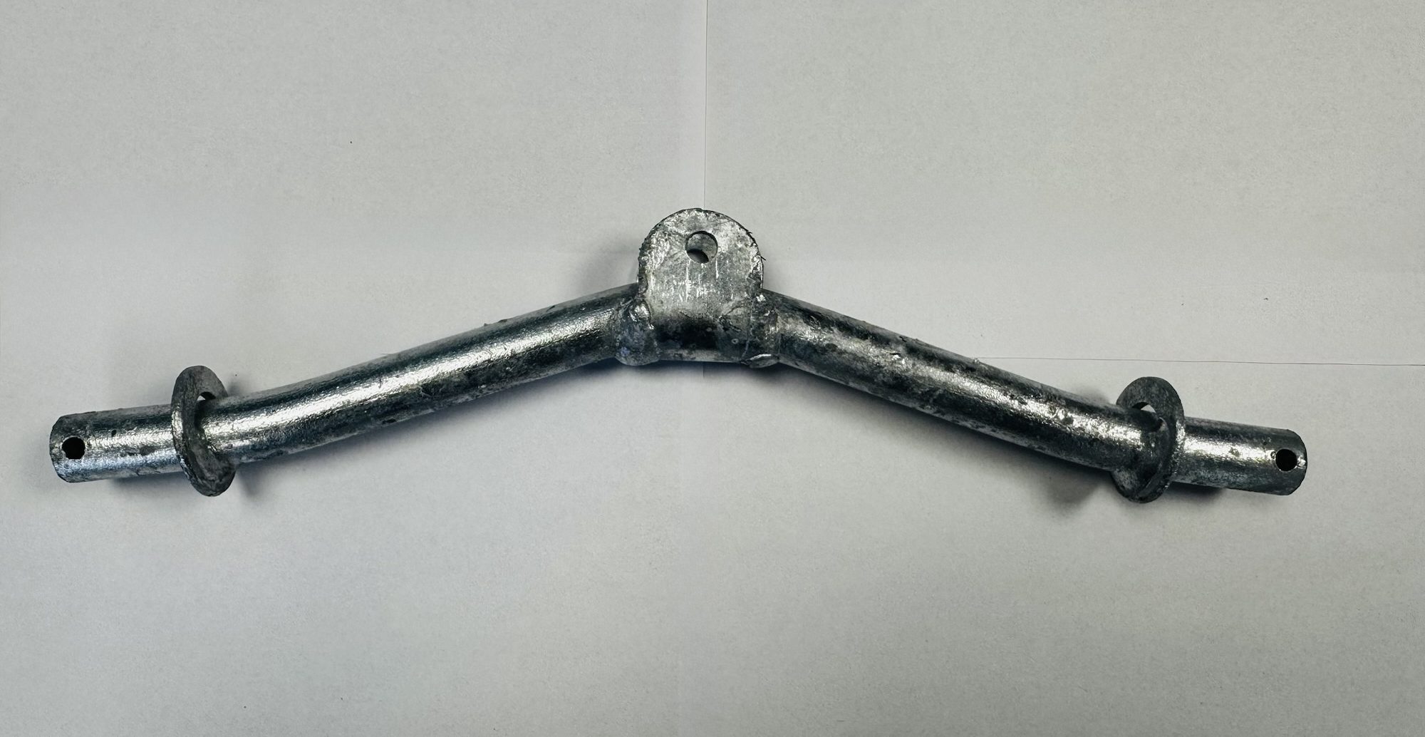 Snipe Wobbly Spindle Bracket for multi roller – Mersea Trailers